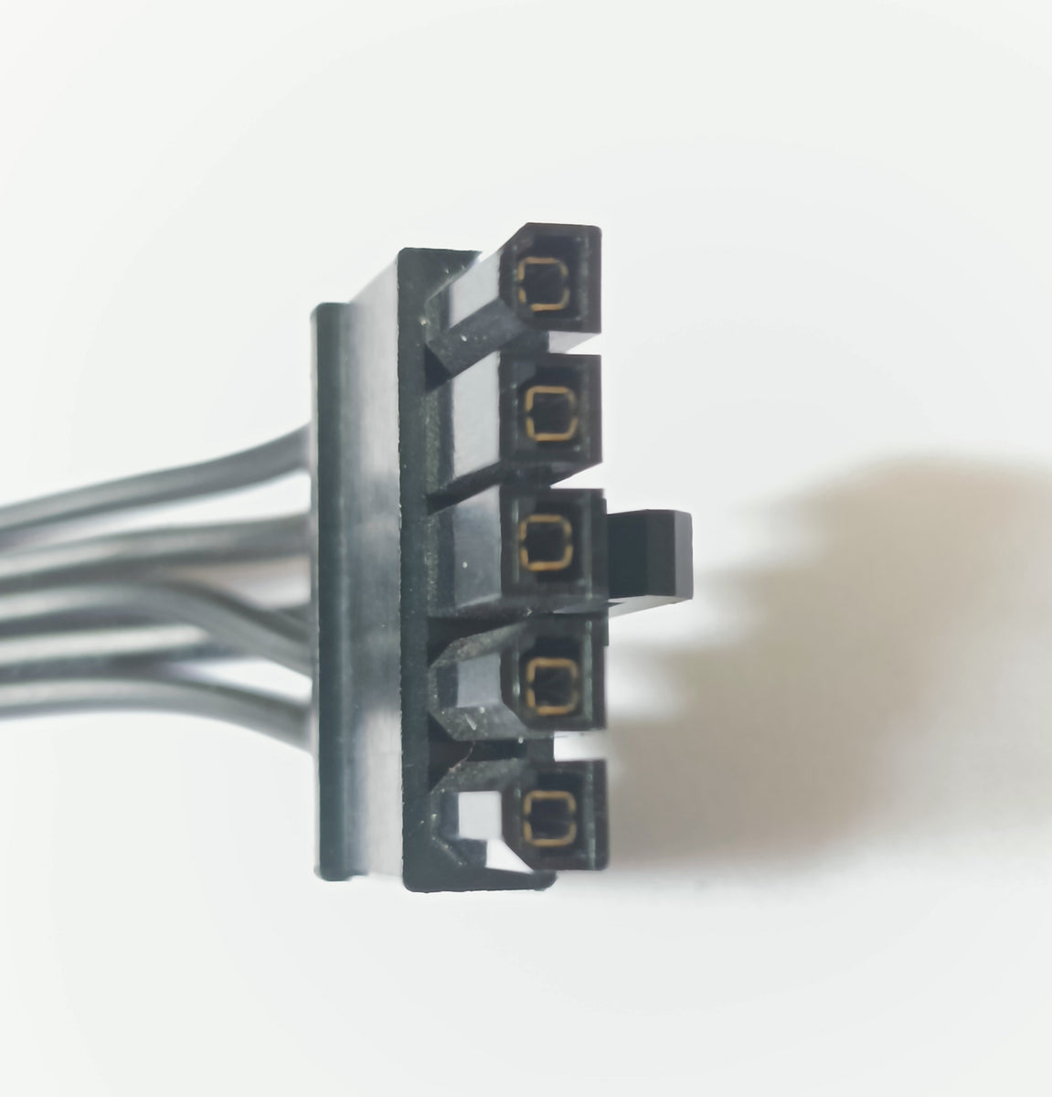 Pi+® (PiPlus®) 5 Pin to 3 SATA 15Pin Power Supply Cable for Cooler Mas